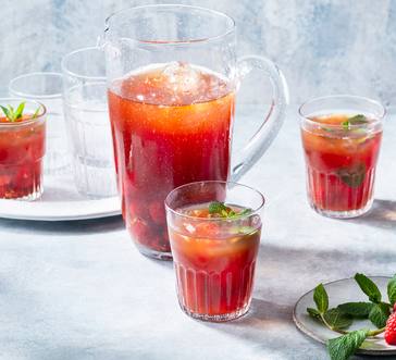 Pomegranate-Raspberry Iced Tea | Giant Food Store