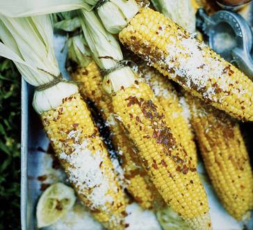 Cheesy Grilled Corn on the Cob | Giant Food