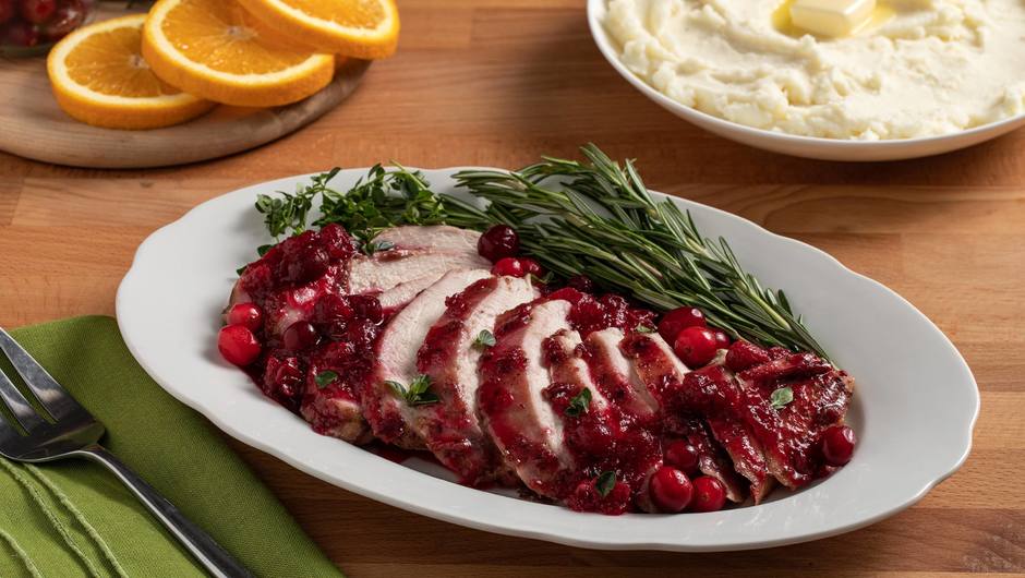 Cranberry Roasted Turkey Breast | Food Lion