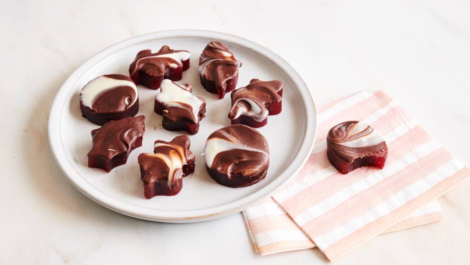 Chocolate-Cranberry Bites | Giant Food Store