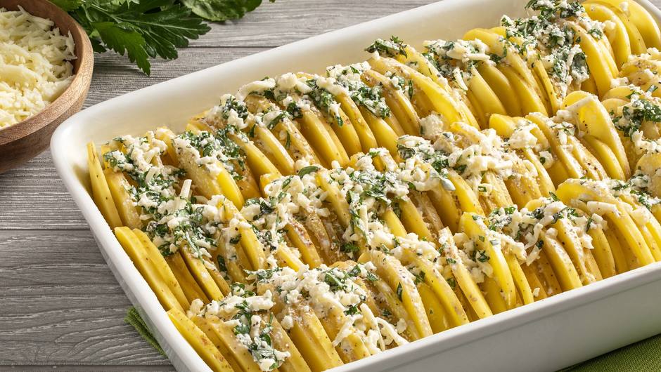 Cheesy Fanned Scalloped Potatoes | Food Lion