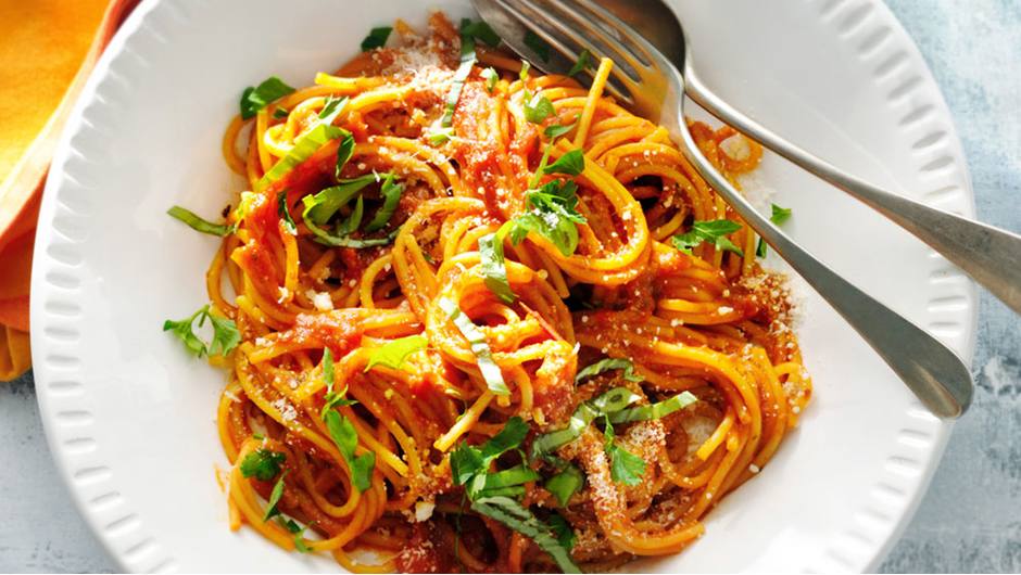 One-Pot Tomato-Basil Spaghetti | Giant Food