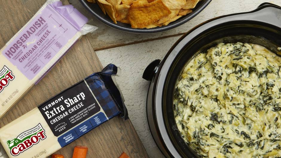 Cabot® Five Mile Farm’s Cheesy Spinach Artichoke Dip | Stop and Shop