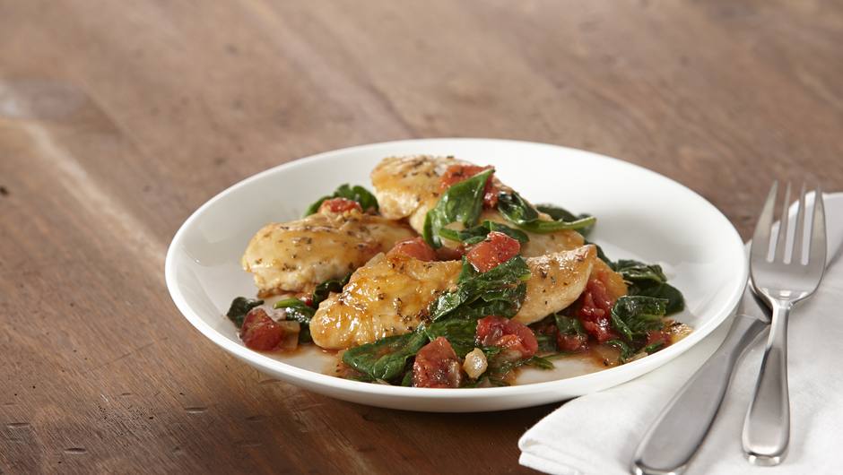 McCormick® Herb Chicken Skillet with Spinach and Tomatoes | Giant Food ...