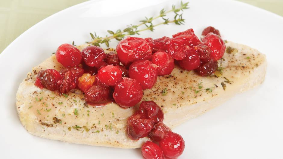 Turkey Breast with Cranberry Chutney | Giant Food Store