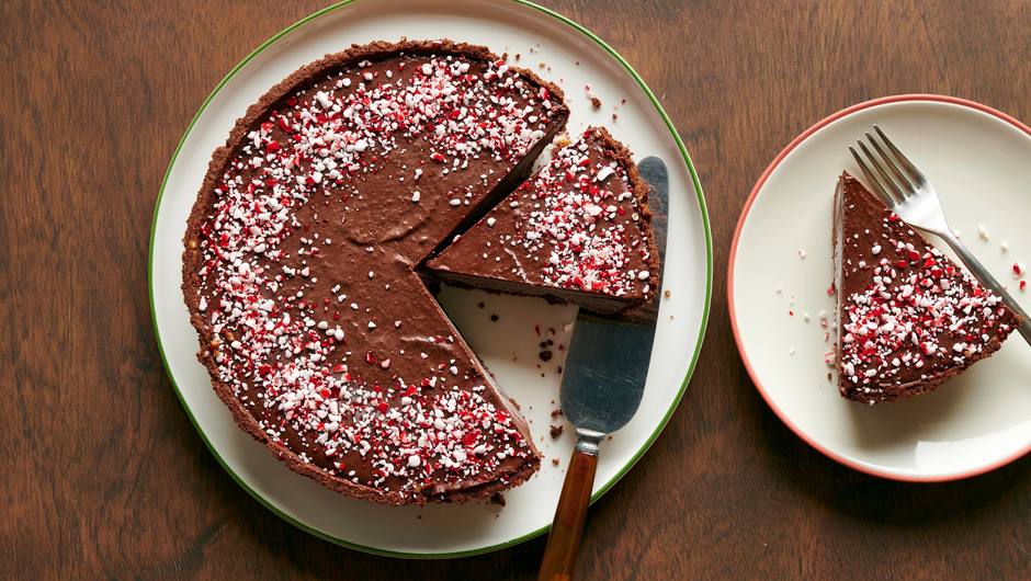 Five-Ingredient Chocolate Mousse Pie | Martin's Foods