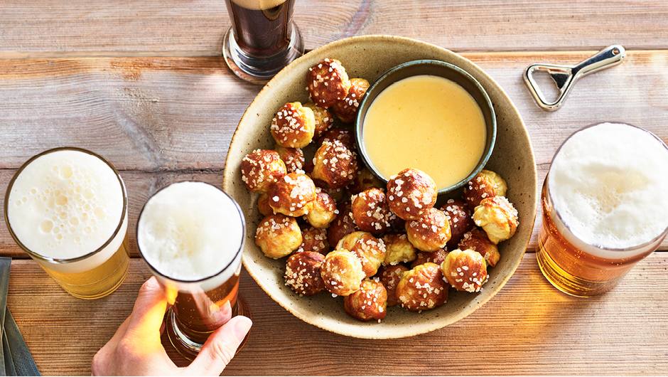 Soft Pretzel Nuggets with Beer Cheese | Giant Food Store