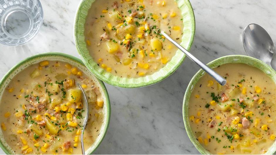 Creamy Corn and Bacon Chowder | Giant Food