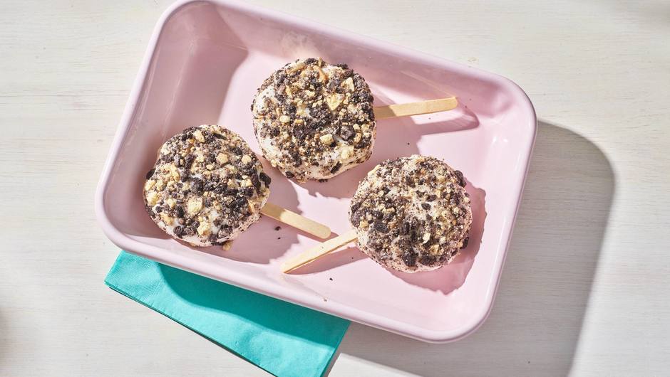 Chocolate Éclair Bars | Martin's Foods