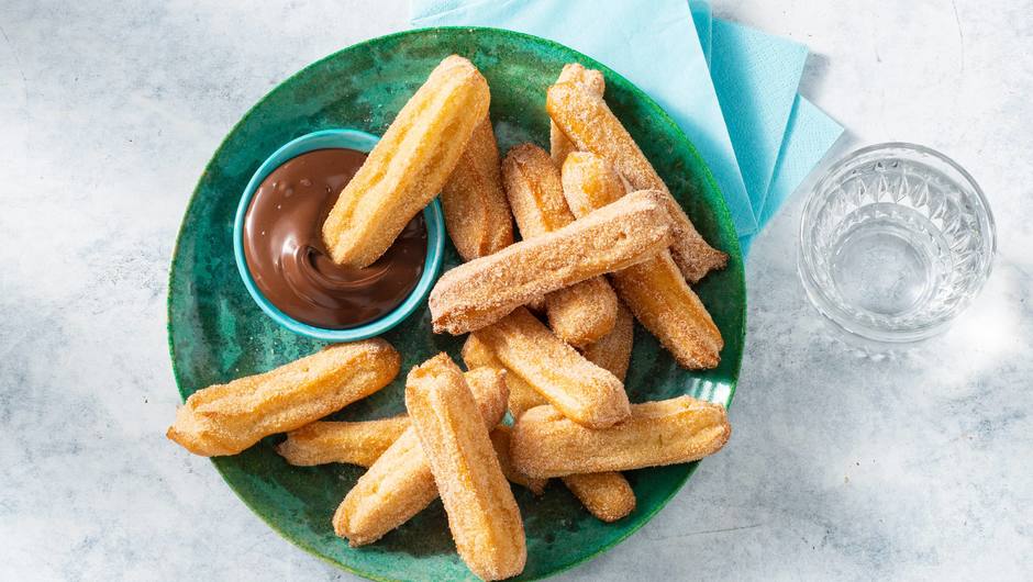 Air-Fried Churros with Chocolate Sauce | Giant Food