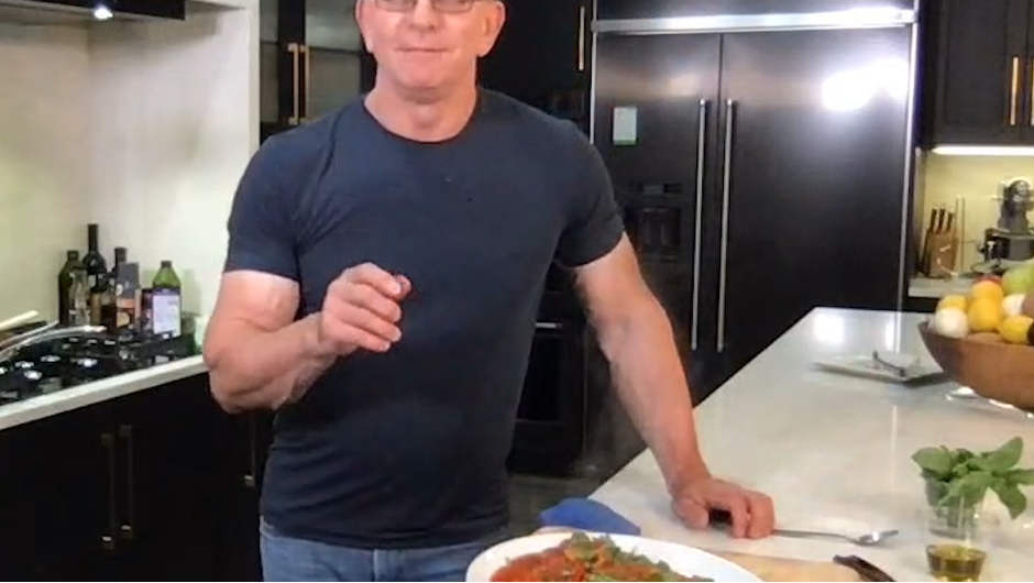 Robert Irvine’s Chicken Cacciatore with Polenta | Stop and Shop