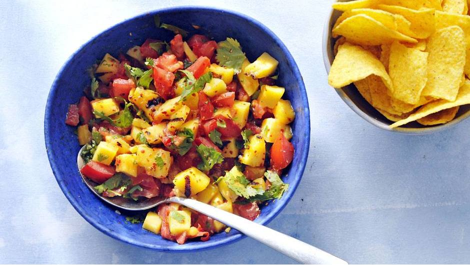 Grilled Mango Salsa | Giant Food