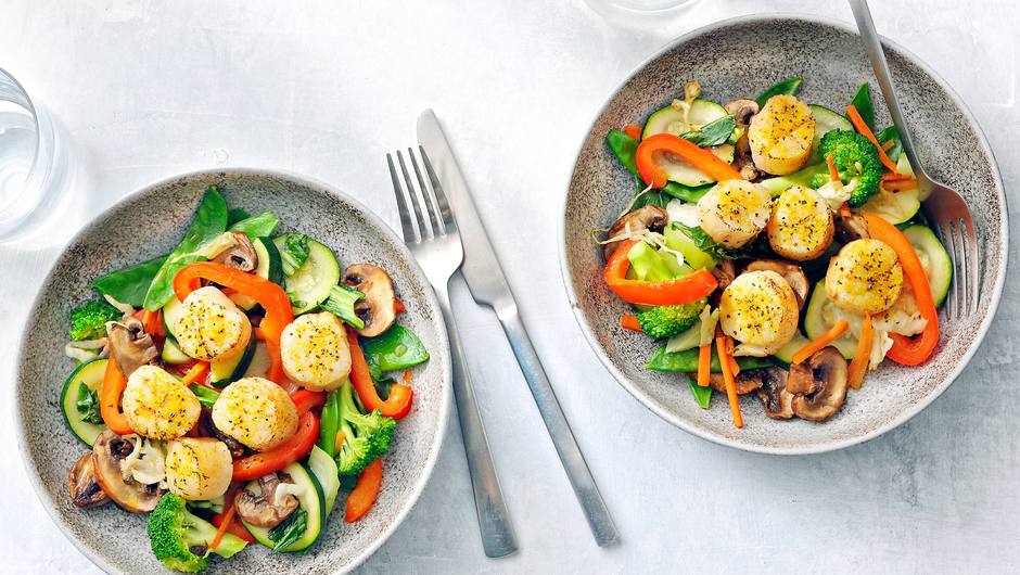 Air-Fried Lemon Pepper Scallops with Vegetables | Giant Food Store