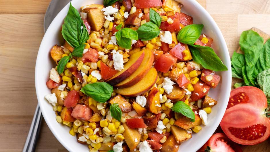 Smoky Grilled Chicken with Cherry Pepper Relish | Food Lion