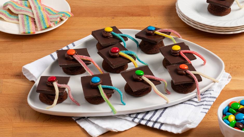 Graduation Cap Brownie Bites | Food Lion