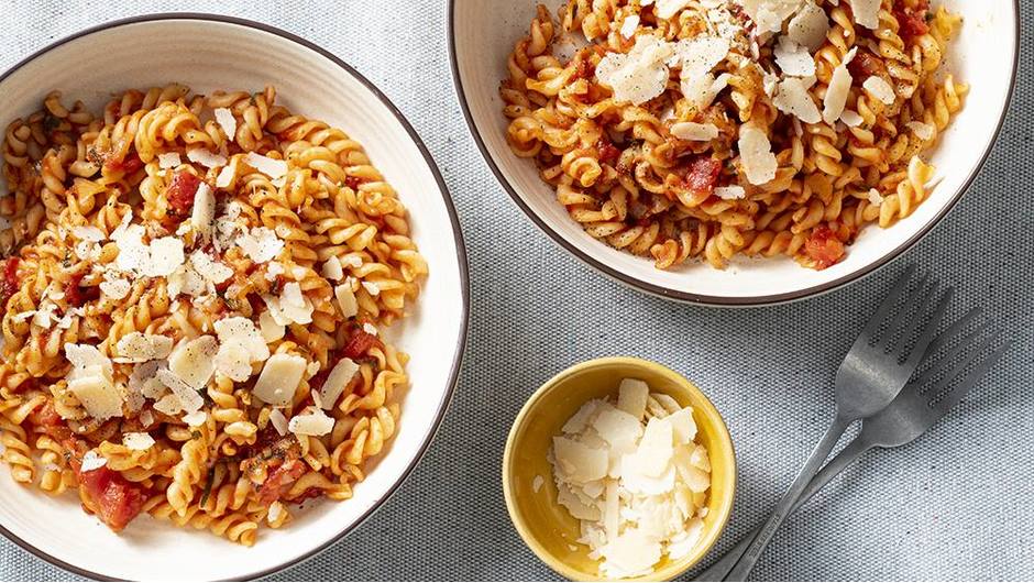 Fusilli with Quick Tomato-Butter Sauce | Giant Food Store