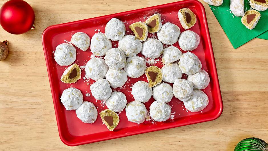 Pistachio Snowball Cookies | Giant Food