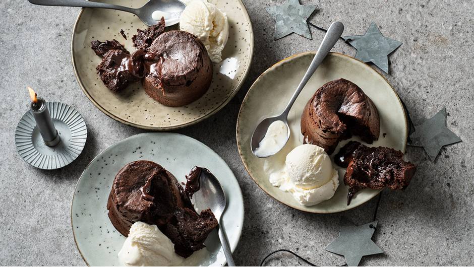 Molten Chocolate Cakes | Stop and Shop