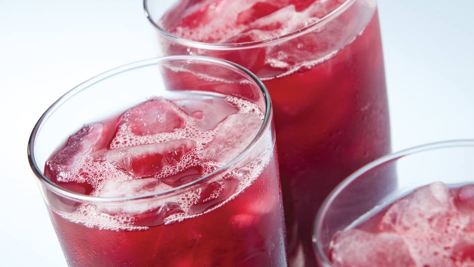 Blueberry-Lemon Iced Tea | Stop and Shop